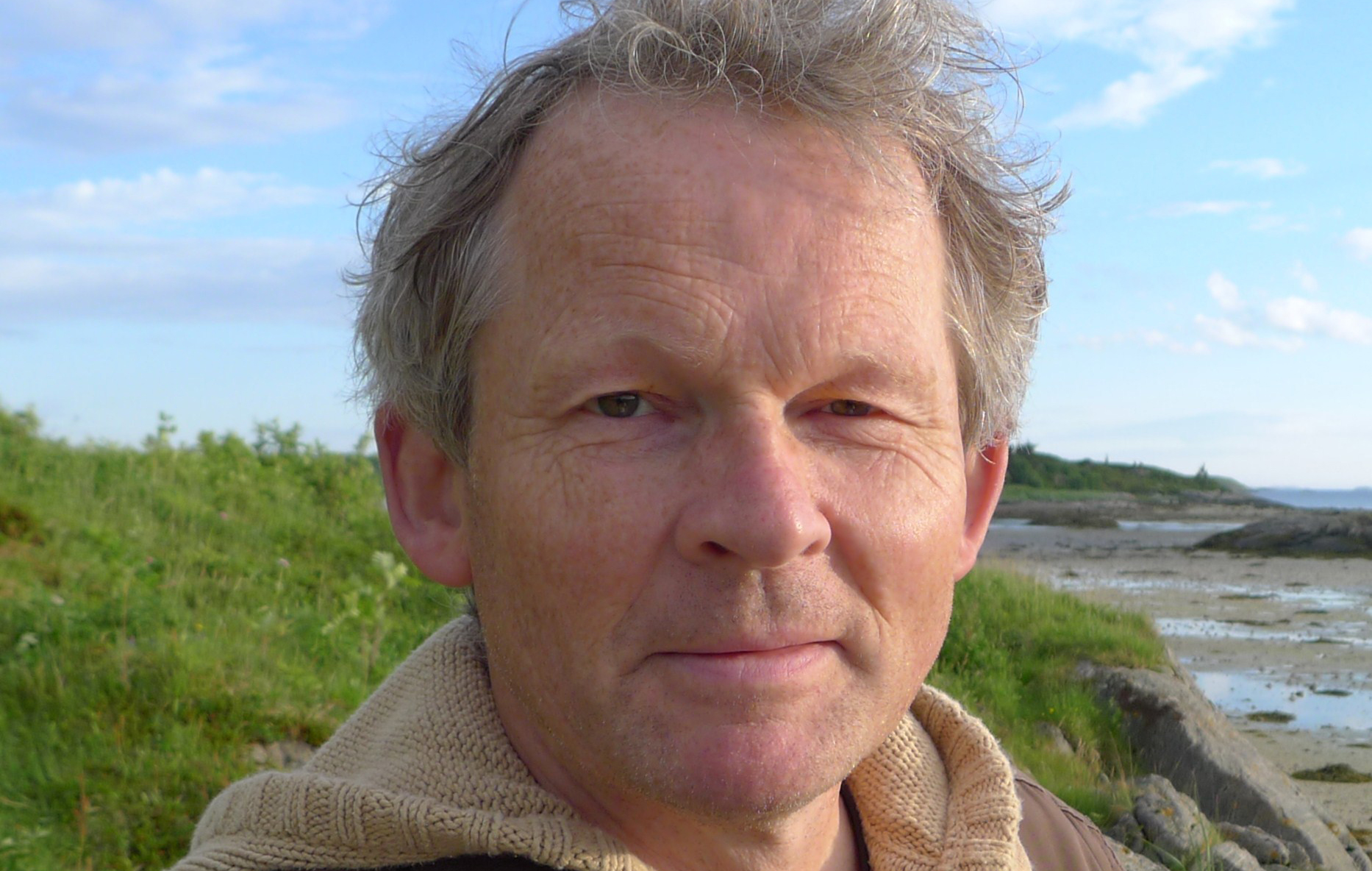 Stemmen som forteller – Et intervju med Nils Johnson | Boktips