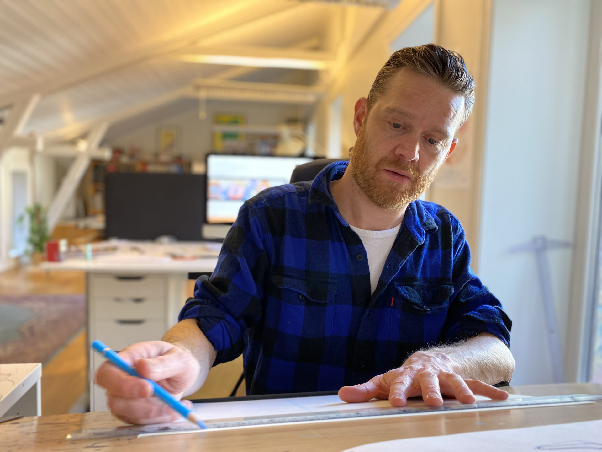 Spesialklassen: Flu Hartberg med ny tegneserieroman | Boktips