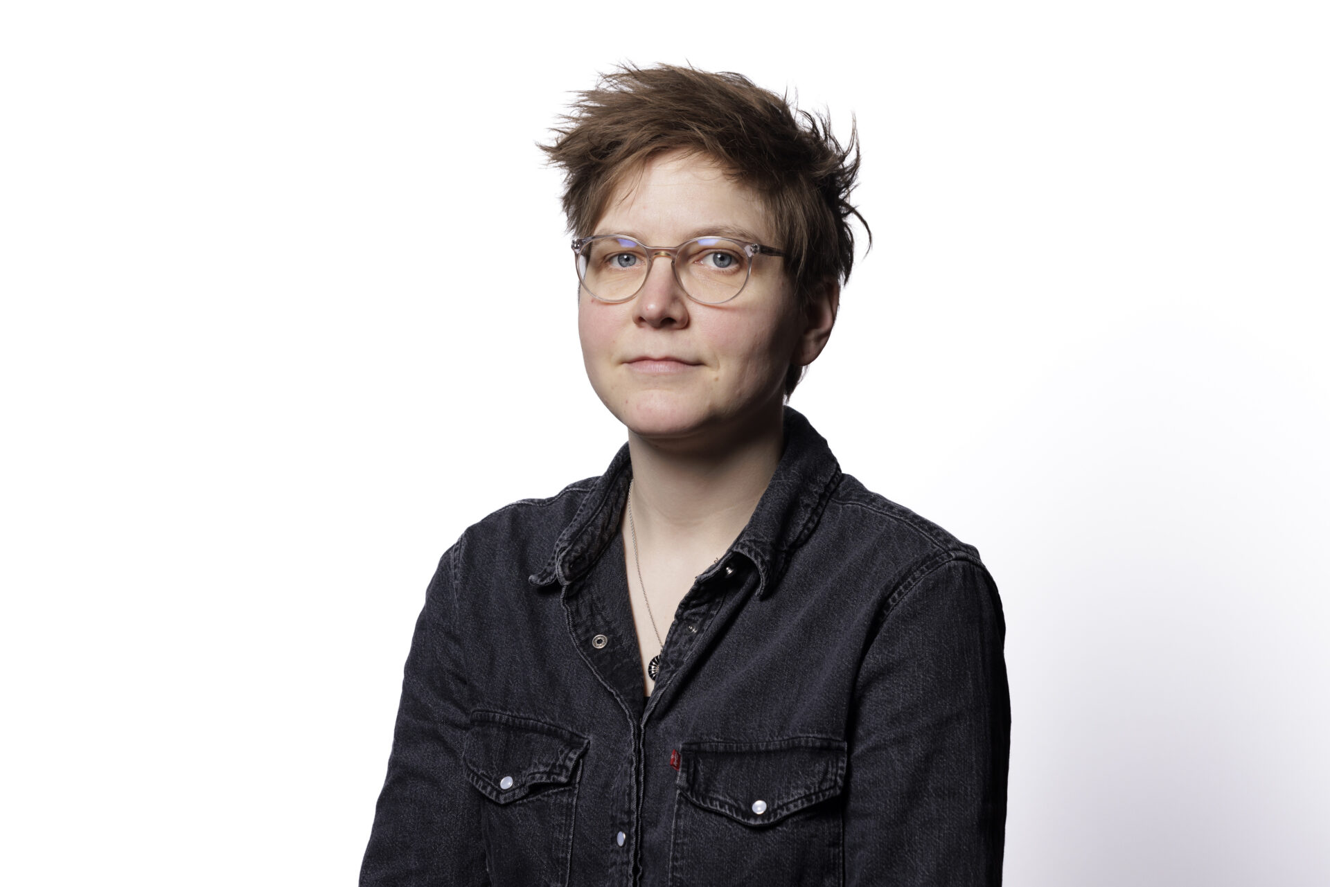 En annerledes bok om graviditet: «40 uker» får terningkast 6 | Boktips